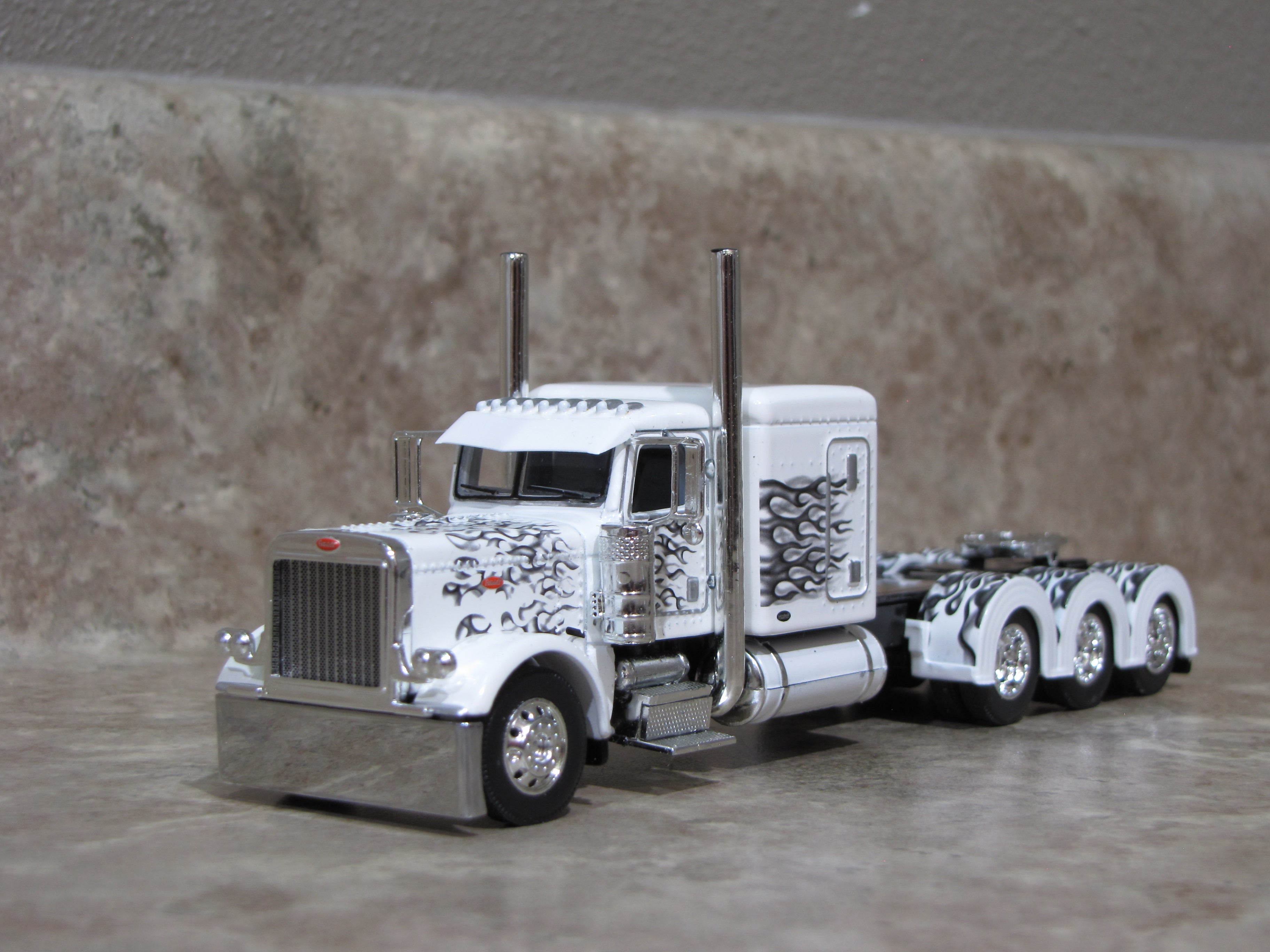 CAB 1476 White with Black Flames 389 Peterbilt Semi Truck CAB 1476 White with Black Flames 389 Peterbilt Semi Truck