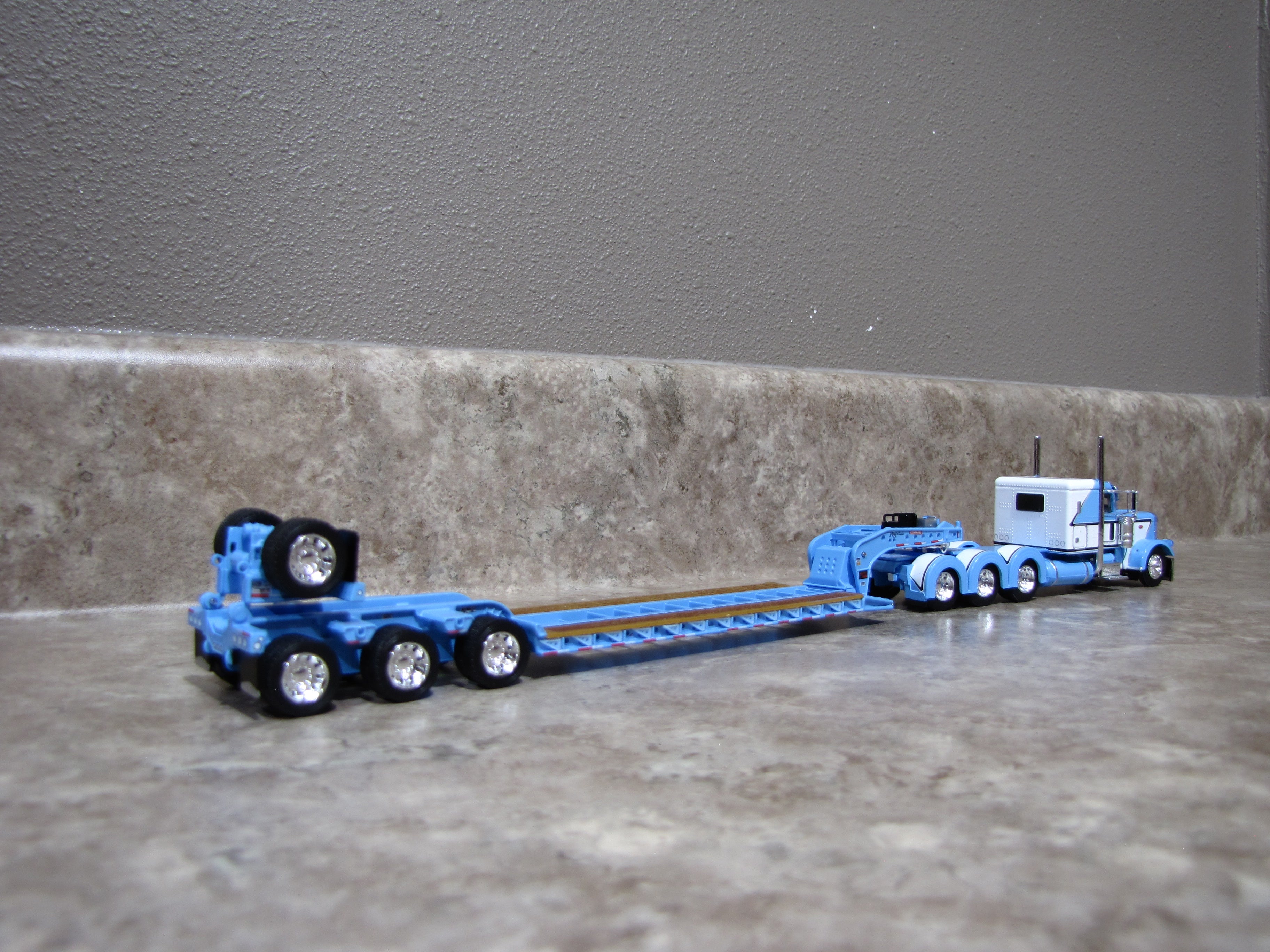 DCP #60-1972 Baby Blue Peterbilt 389 W Lowboy Trailer – JW Toy Trucks