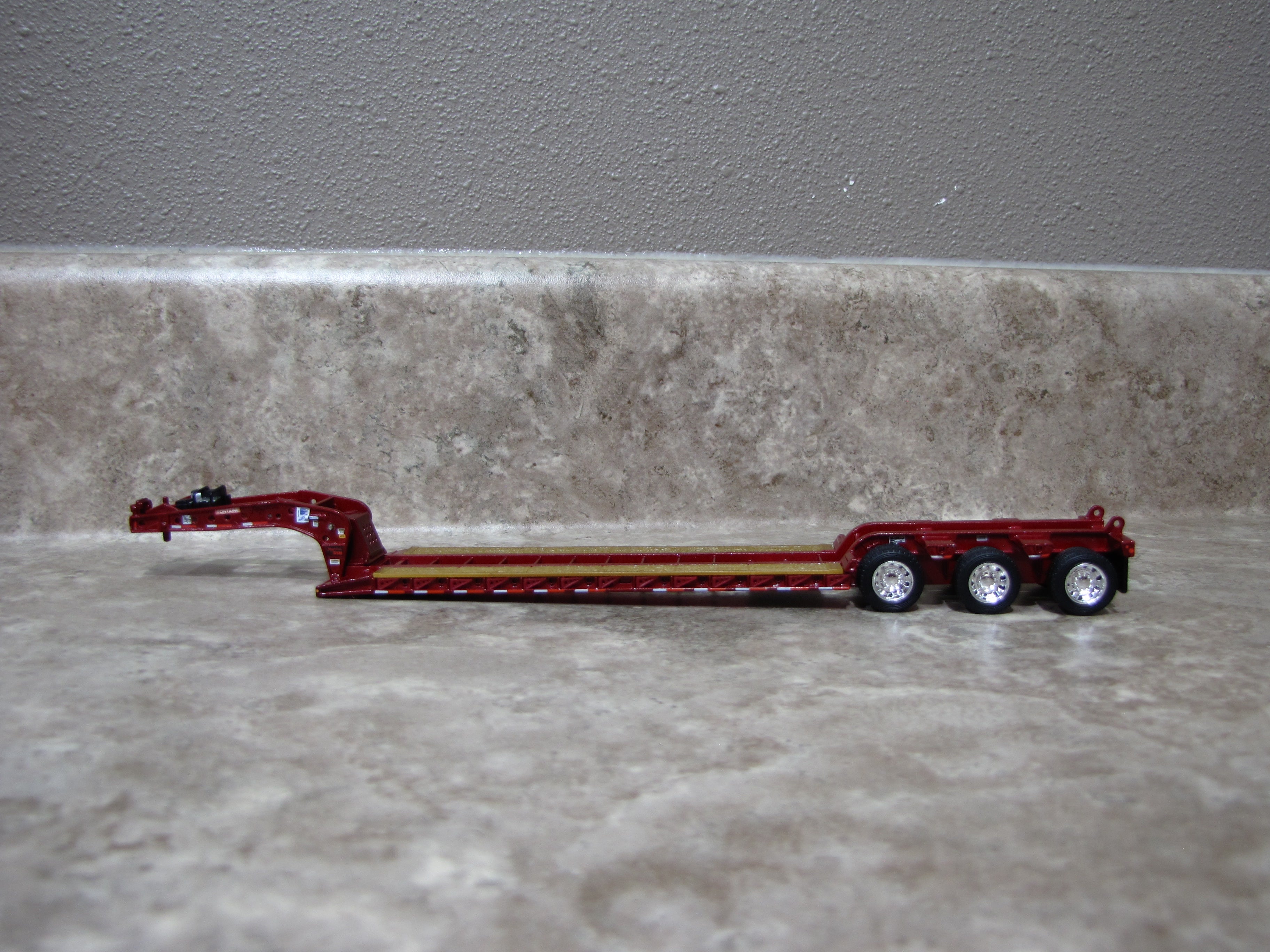 Maroon Fontaine Magnitude Lowboy Trailer – JW Toy Trucks
