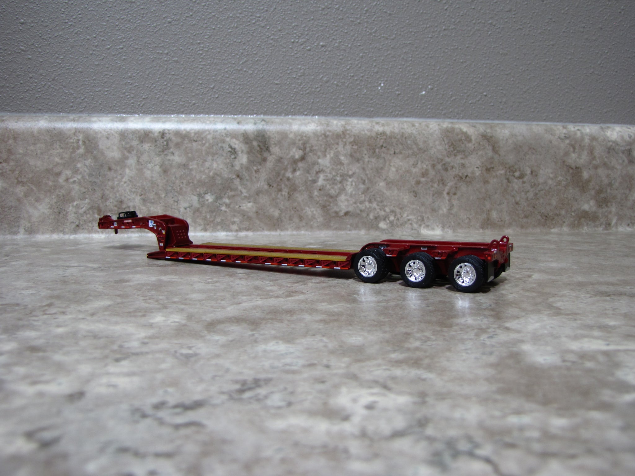 Maroon Fontaine Magnitude Lowboy Trailer – JW Toy Trucks