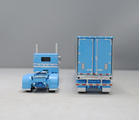 RETIRED #60-1322 1/64 Baby Blue Peterbilt 389 w/Reefer – JW Toy Trucks