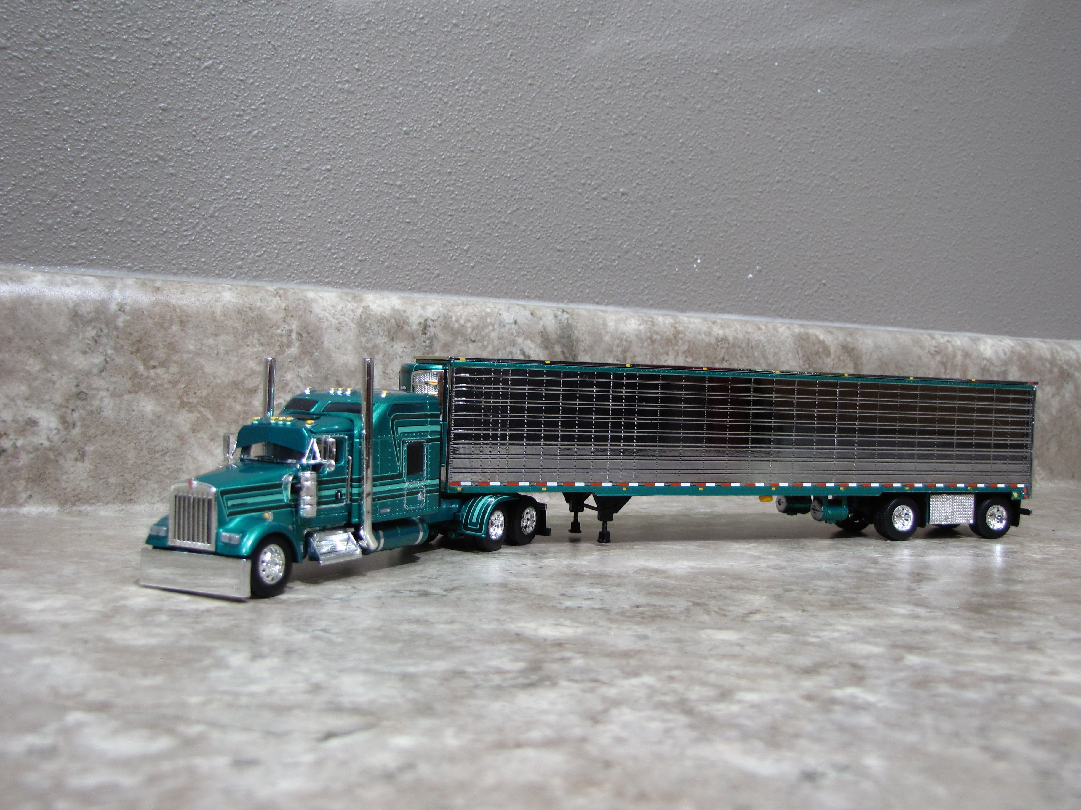 Kenworth Sets – JW Toy Trucks